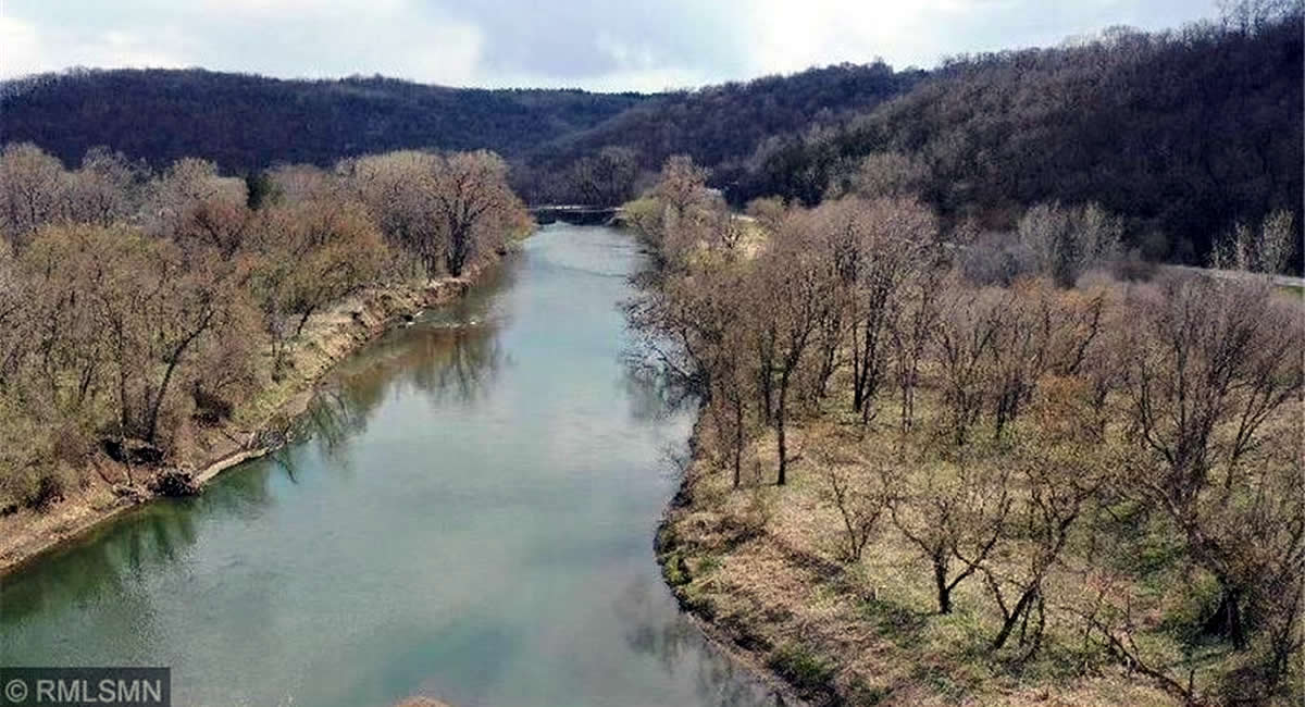 Bluff Country Properties